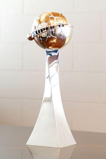 Halfdan Hansen showcases the new Super 14 Championship Trophy on NZ Na ...