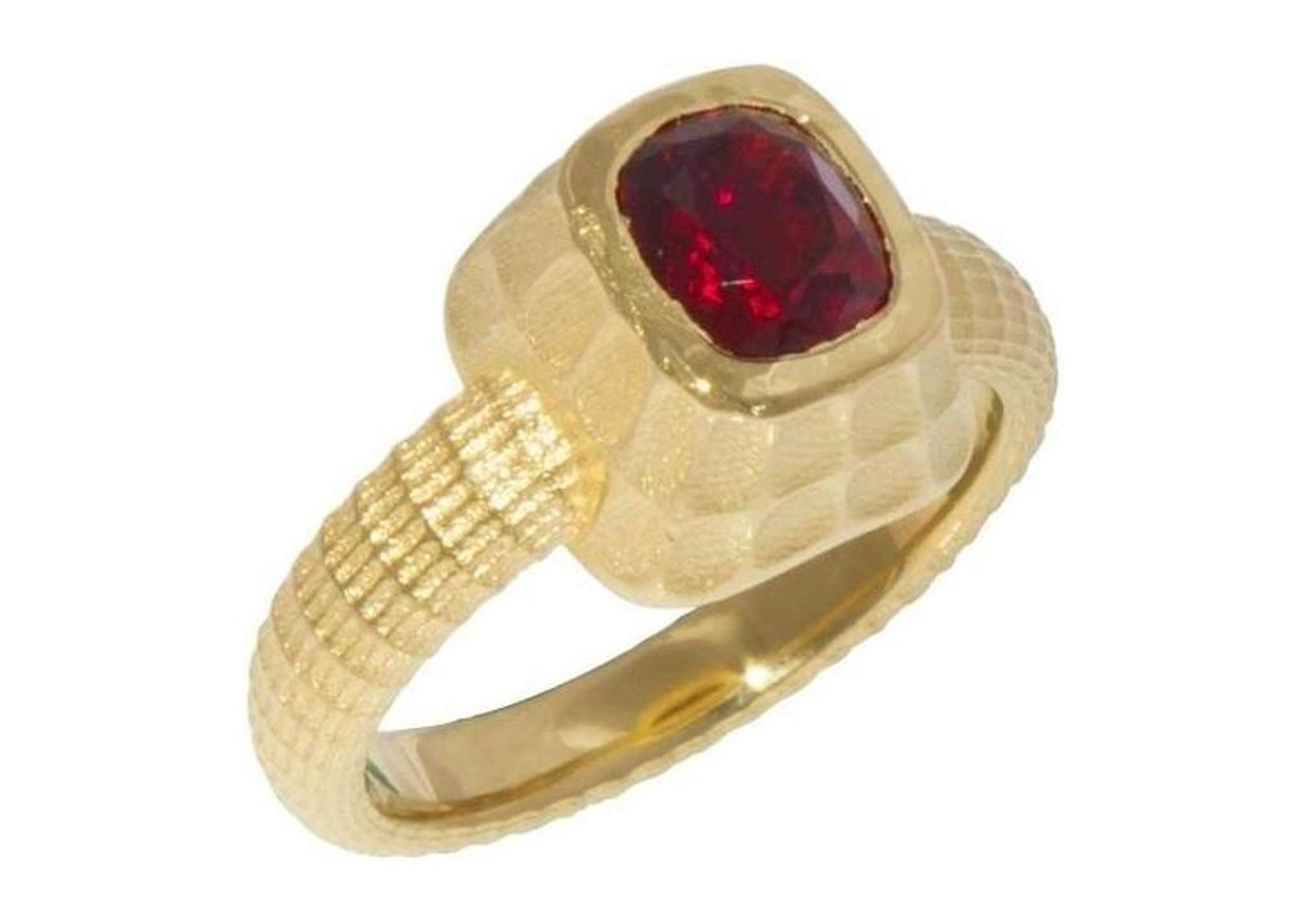 Tanzanian Spinel Ring Design, Yellow Gold – Jens Hansen
